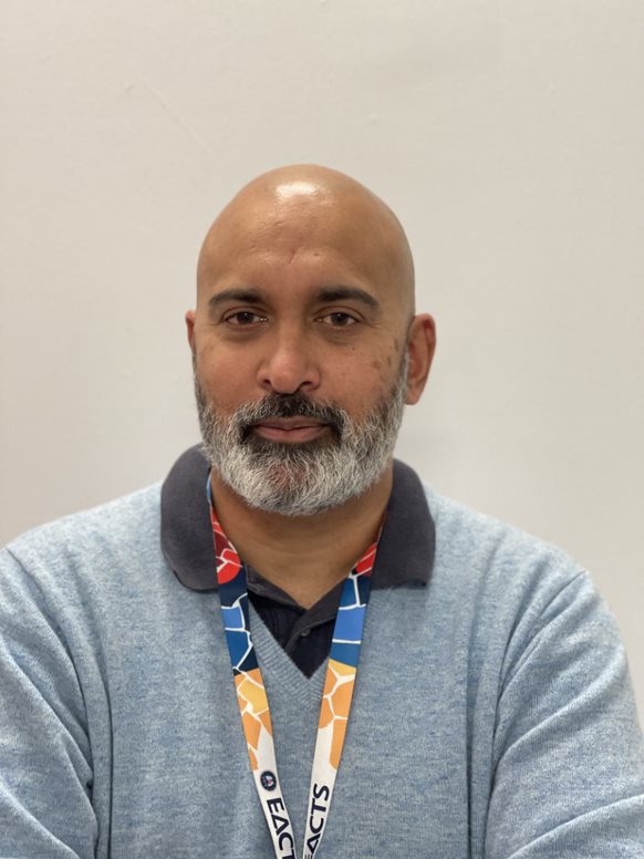 Newcastle patient first in the UK to receive donor heart transported in ...